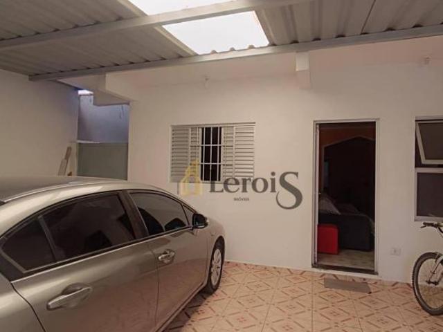 Sobrado com 6 dormitórios à venda, 216 m² por R$ 750.000,00 Jardim Montreal Sorocaba/SP