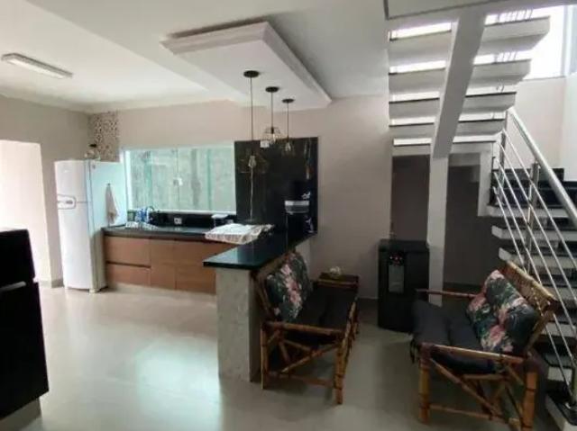 Sobrado com 6 dormitórios à venda, 232 m² por R$ 1.299.000,00 Jardim das Palmeiras Itanhaém/SP