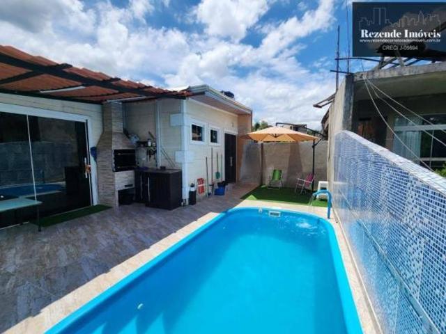 Sobrado com 6 dormitórios à venda, 240 m² por R$ 598.000,00 Augusta Curitiba/PR