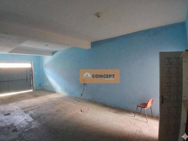 Sobrado com 6 dormitórios à venda, 284 m² por R$ 700.000,00 Vila Maria Rosa Ferraz de Vasconcelo