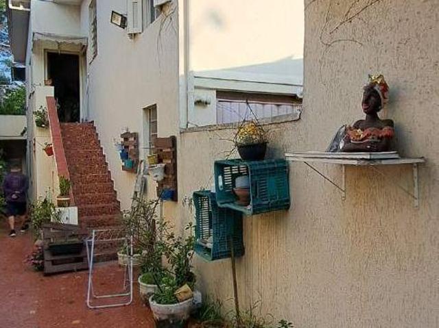 Sobrado com 6 dormitórios à venda por R$ 800.000,00 Cambuci São Paulo/SP