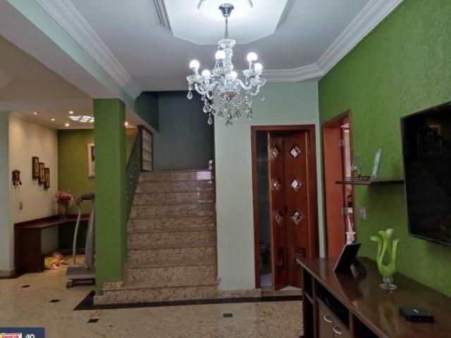 SOBRADO COM 6 DORMITÓRIOS SENDO UMA SUITE A VENDA, 396 m² JARDIM ARAPONGAS GUARULHOS/SP
