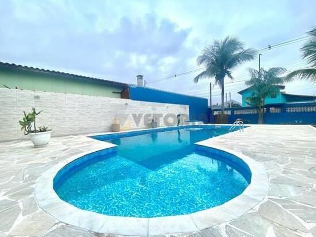 Sobrado com 6 quartos, 160m², à venda em Caraguatatuba, Massaguaçu