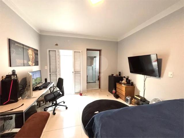 Sobrado com 6 quartos à venda em Tremembé SP