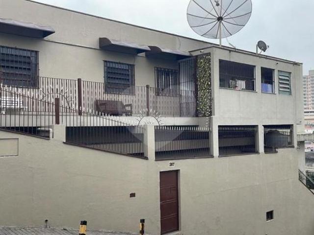 Sobrado com 6 quartos à venda em Vila Celeste SP