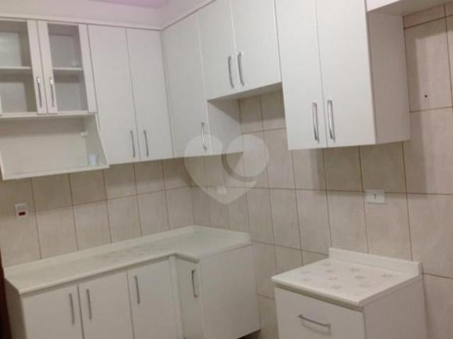 Sobrado com 6 quartos à venda em Vila hebe SP