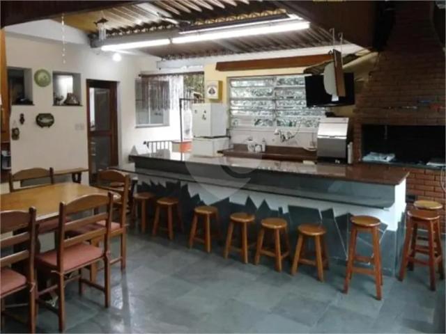 Sobrado com 6 quartos à venda em Horto Florestal SP