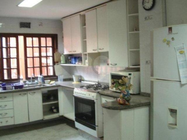 Sobrado com 6 quartos à venda em Jardim casa grande SP