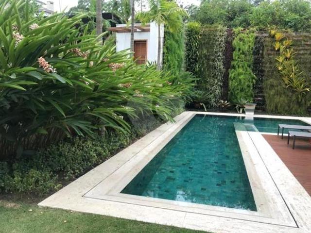 Sobrado com 6 quartos à venda em Jardim limoeiro SP