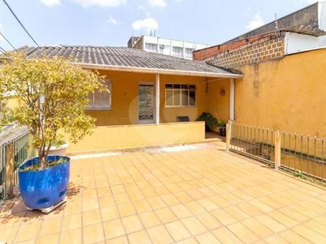 Sobrado com 6 quartos à venda em Jardim umuarama SP