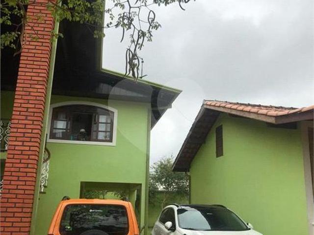 Sobrado com 6 quartos à venda em Martim de sá SP