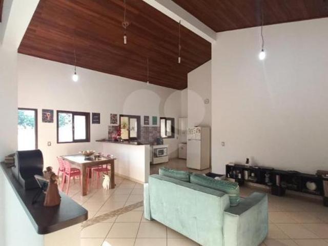 Sobrado com 6 quartos à venda em Santa paula SP
