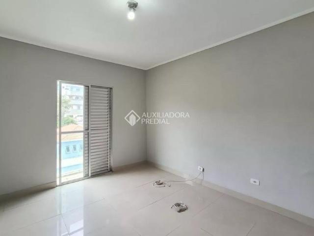 Sobrado com 6 quartos e 200m² para alugar em Anchieta, São Bernardo do Campo