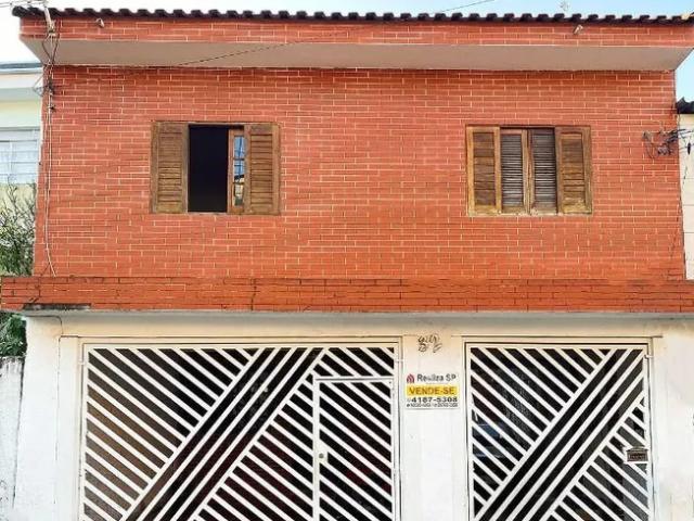 Sobrado com 6 Quartos e 3 banheiros à Venda, 150 m² por R$ 500.000
