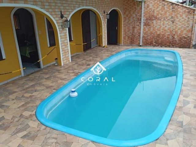 Sobrado com 6 quartos em Santa Terezinha