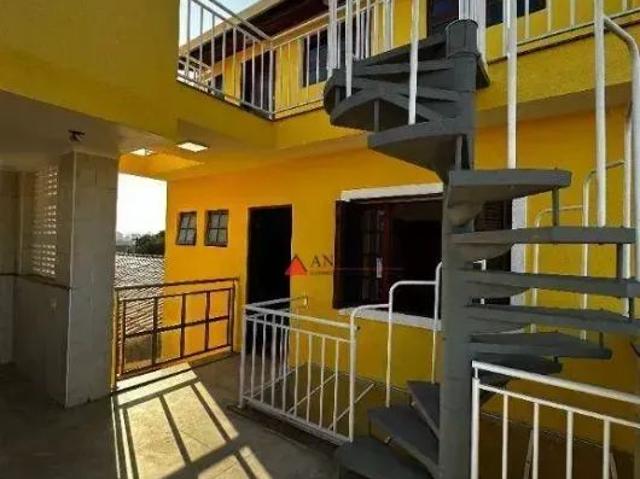 Sobrado com 6 Quartos para venda ou aluguel, 380m² Vila Jordanopolis