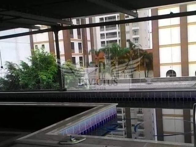 Sobrado com 6 Quartos para alugar, 1320m² Centro
