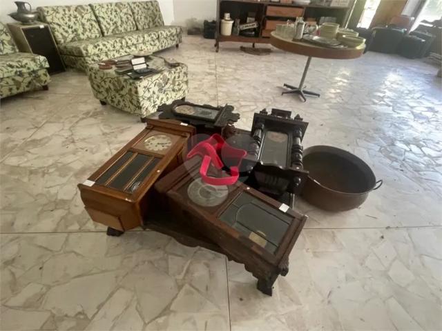 Sobrado com 6 quartos à venda em Alto de pinheiros SP