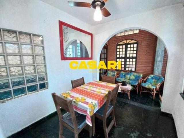 Sobrado com 7 Dormitórios à Venda – 313 m² na Vila Alice, Diadema/SP