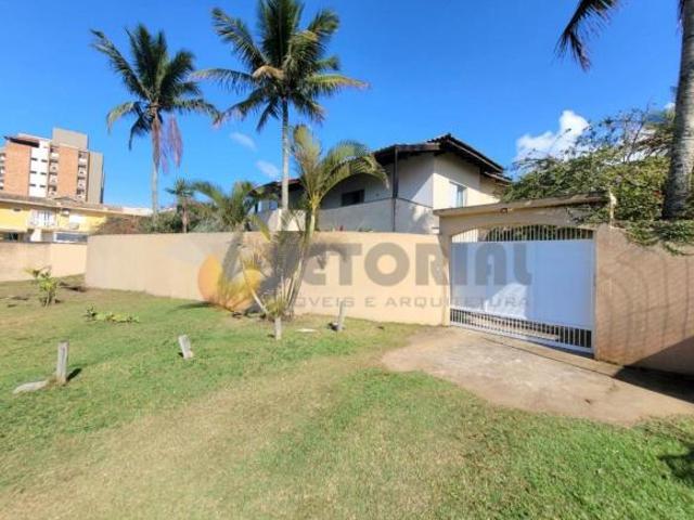 Sobrado com 7 dormitórios à venda, 453 m² por R$ 3.500.000,00 Praia do Capricórnio Caraguatatuba