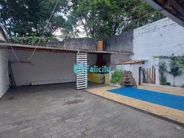 Sobrado com 7 dorms, 3 suítes, 4 vagas, 400m2 na Vila Clarice