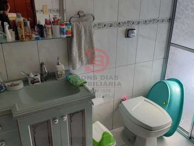 Sobrado com 7 Quartos e 6 Banheiros á Venda, Vila Ré