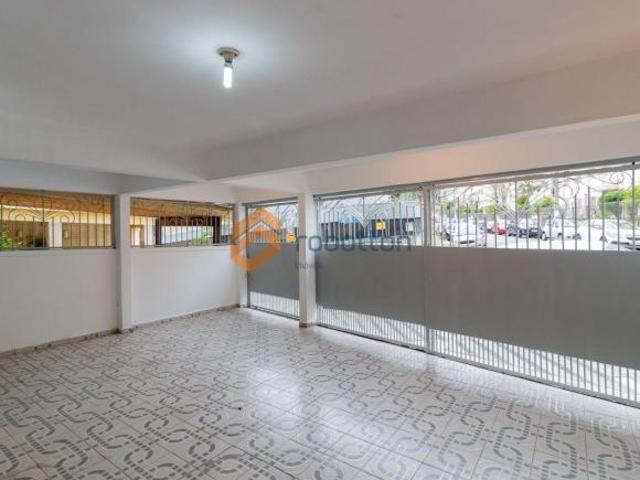 Sobrado com 7,6m de frente! 3 vagas em uma ZEU!