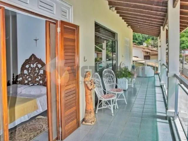 Sobrado com 8 dormitórios à venda, 445 m² por R$ 1.500.000,00 Caputera Caraguatatuba/SP
