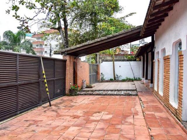 Sobrado com 8 quartos à venda em Loteamento joão batista julião SP