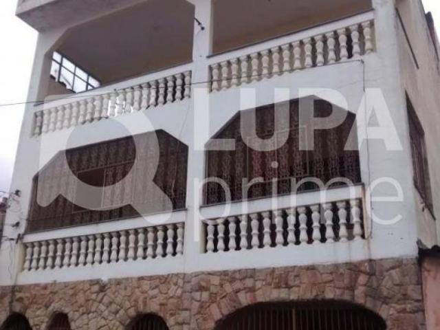 SOBRADO COM 8 QUARTOS E 3 VAGAS DE GARAGEM PARA RENDA, VILA MEDEIROS, SÃO PAULO