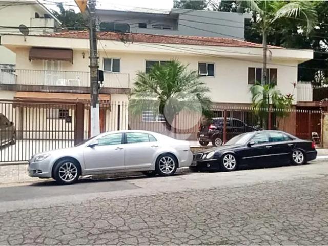 Sobrado com 8 quartos à venda em Jardim franca SP