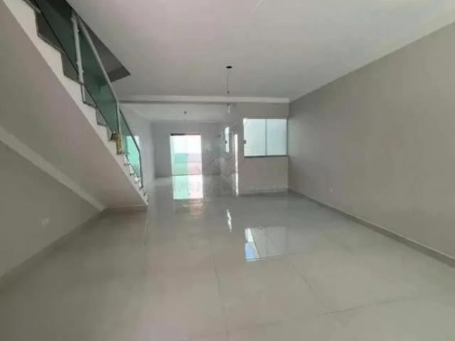 Sobrado com 03 dormitórios à venda, 190 m² no bairro Vila Scarpelli Santo André/SP