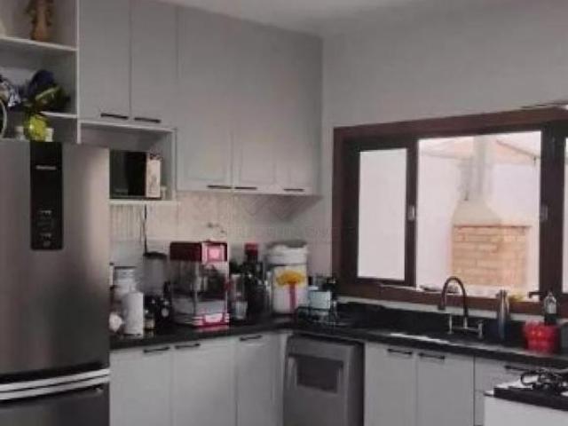 Sobrado com 03 dormitórios à venda, 247m² por R$ 860.000,00 no Parque Gerassi Santo André /SP
