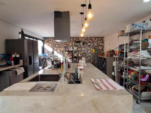 Sobrado com 03 dormitórios à venda, 258m² no bairro Olimpíco São Caetano do Sul/SP
