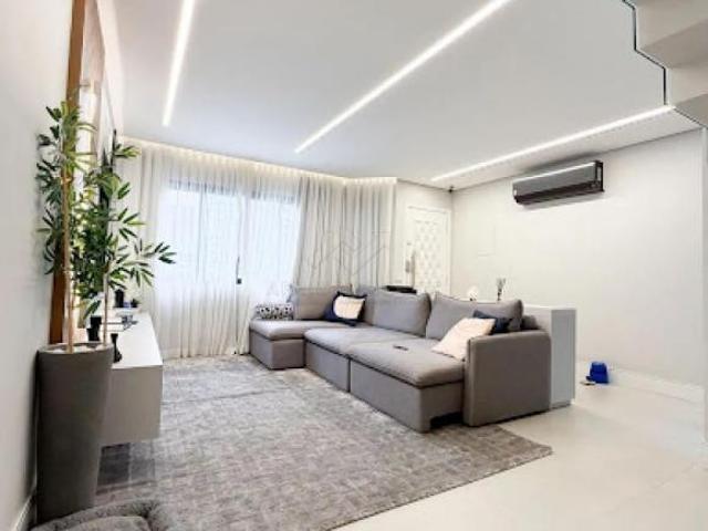 Sobrado com 03 dormitórios á venda, 200m² no bairro Vila Pires Santo André/SP