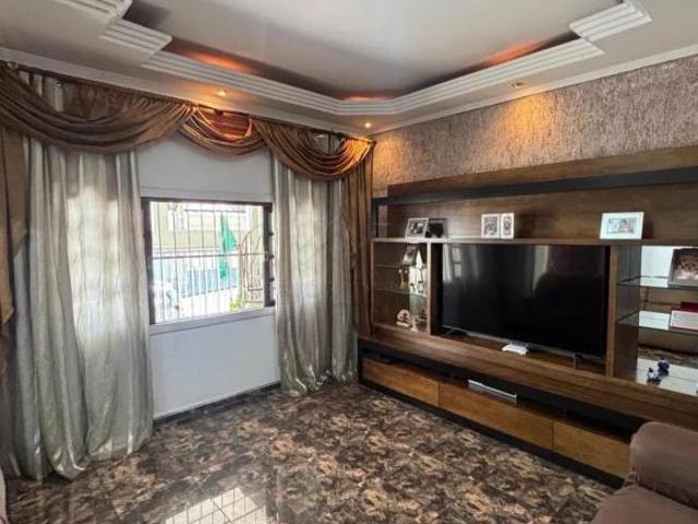 Sobrado com 03 dormitórios à venda, 220m² na Vila América Santo André/SP