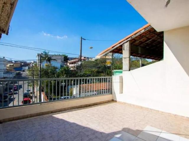 Sobrado com 03 dormitórios à venda, 87m² por R$ 400.000,00 Vila Linda Santo André/SP