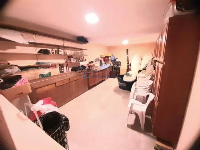 Sobrado com 03 dormitórios e piscina no Planalto Paulista