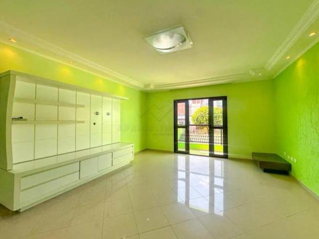Sobrado com 03 dormitórios para venda e locação, 225m² no bairro Jardim Las Vegas Santo André/SP