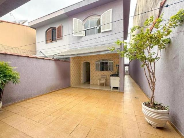 Sobrado com 03 dormitórios para venda, 203m² na Vila Curuça Santo André/ SP