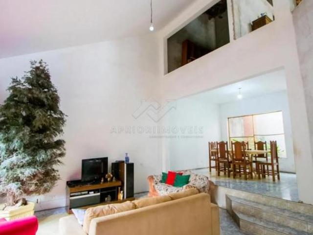 Sobrado com 03 Quartos à Venda, 400 m² no Bairro Campestre Santo André/ SP