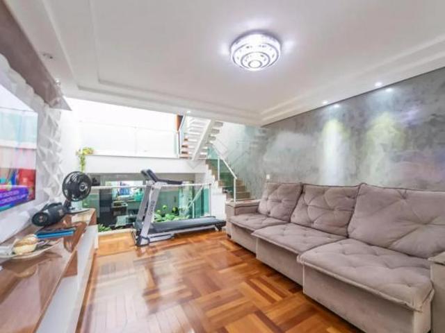 Sobrado com 03 suítes à venda, 125m² por R$ 1.495.000,00 na Vila Scarpelli, Santo André/SP