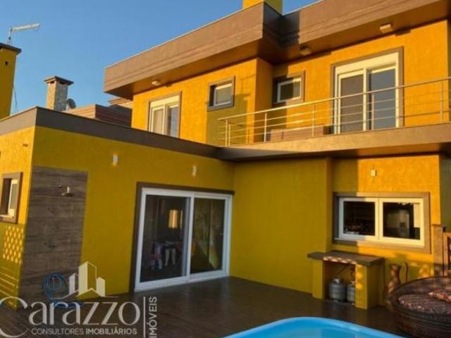 sobrado com 03 suites no maritimo