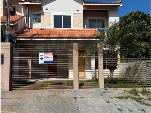 SOBRADO COM 01 SUITE + 02 QUARTOS DISPONIVEL PARA LOCAÇÃO