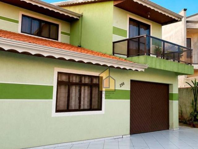 Sobrado com 02 Casas nos Fundos no Cachoeira em Araucária/PR À venda por R$760.000,00