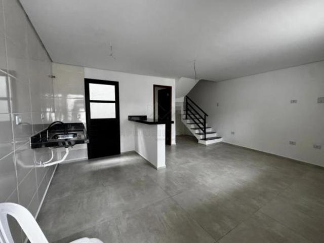 Sobrado com 02 dormitórios á venda, 105m² no Parque Erasmo Assunção Santo André/SP