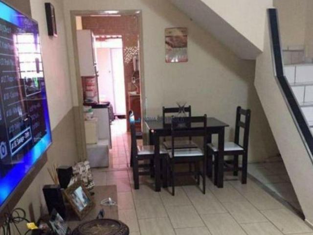 Sobrado com 02 quartos, localizado na região Campo Limpo