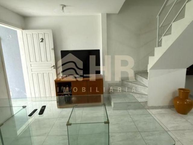 Sobrado com 02 suítes e 01 vaga de garagem em Caio