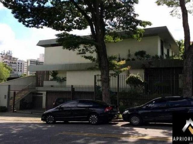 Sobrado com 04 dormitórios 600 m² para locação ou venda Moema São Paulo/SP