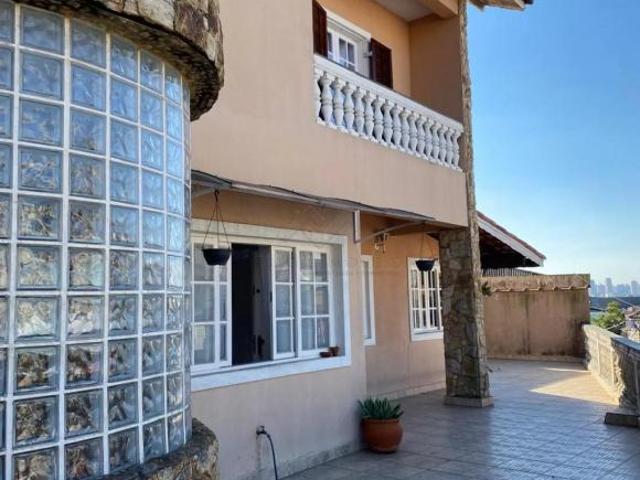 Sobrado com 04 dormitórios à venda, 430m² por R$1.500.000,00 Jardim Guapituba Mauá /SP